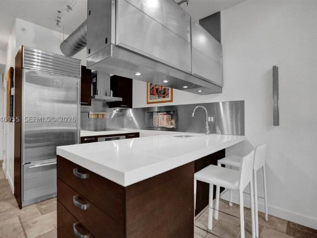 Luxury apartment complex for rent in Miami, United States