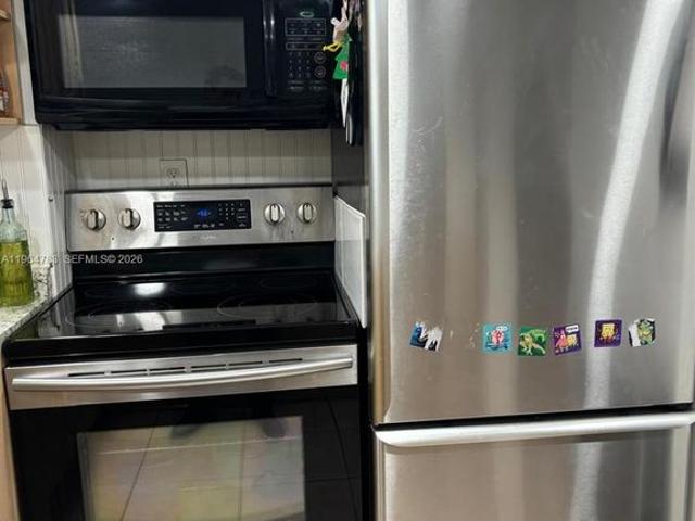 Luxury apartment complex for rent in Miami, United States