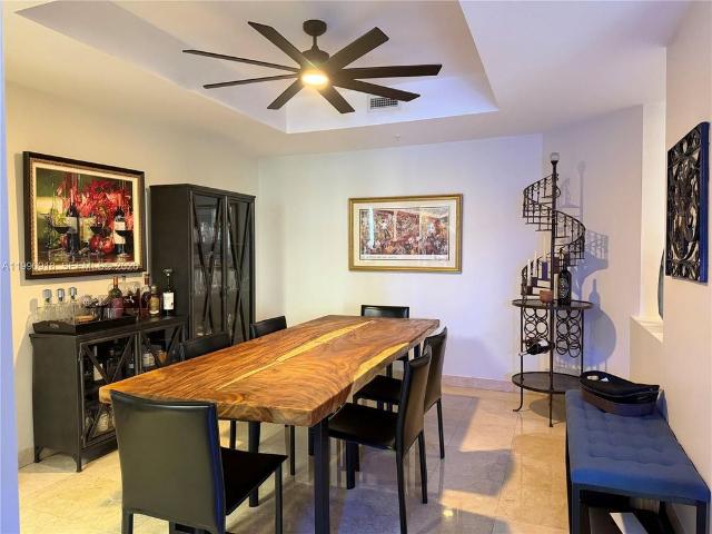 Luxury apartment complex for rent in Miami, United States