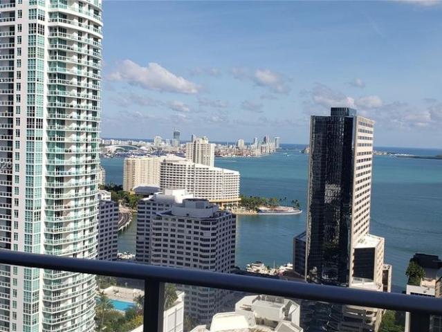 Luxury apartment complex for rent in Miami, United States