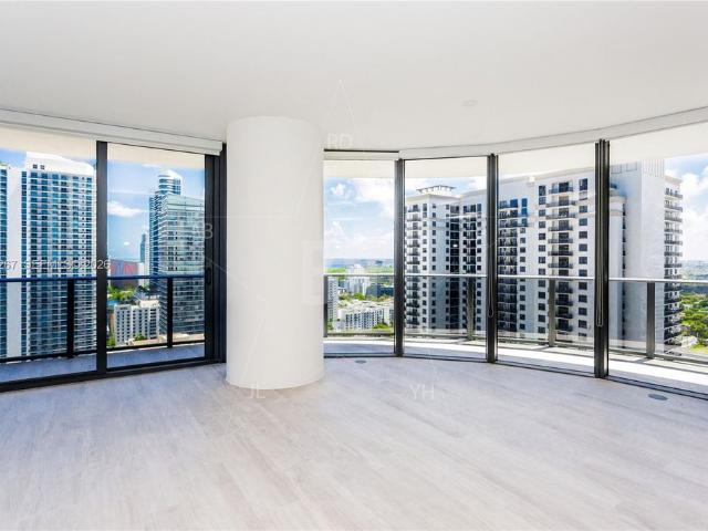 Luxury apartment complex for rent in Miami, United States