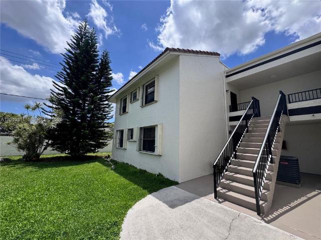 Luxury apartment complex for rent in Miami, United States