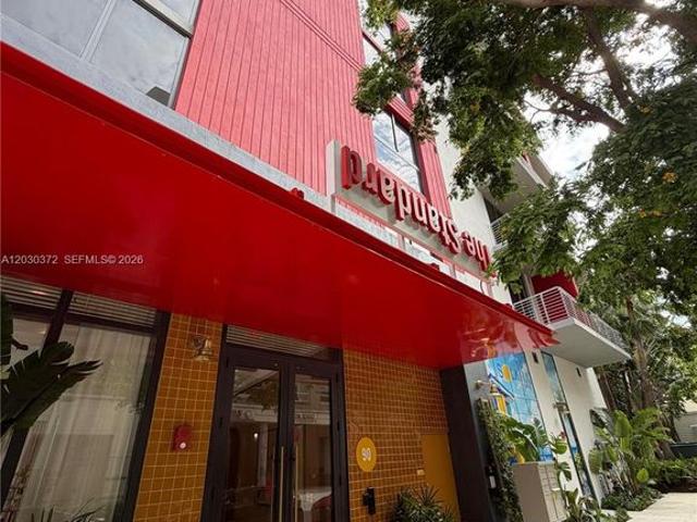 Luxury apartment complex for rent in Miami, United States