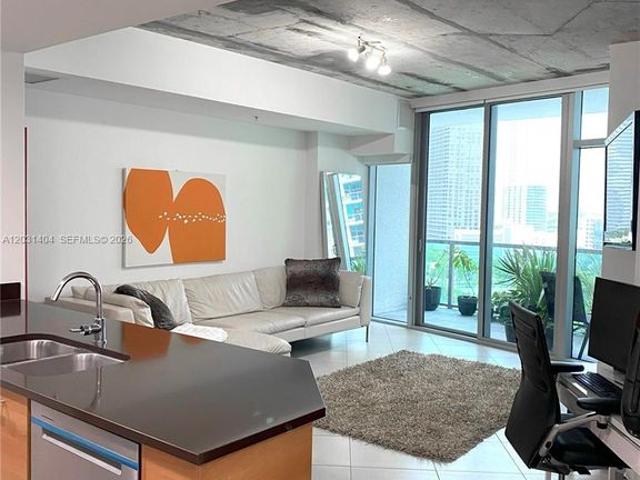 Luxury apartment complex for rent in Miami, United States