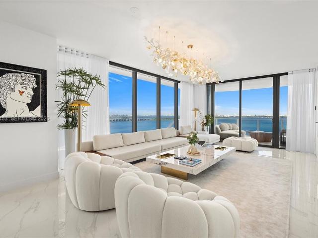 Luxury apartment complex for rent in Miami, United States