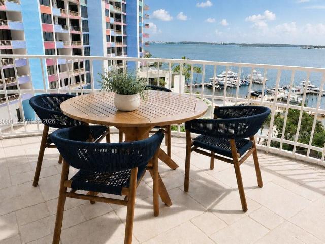 Luxury apartment complex for rent in Miami, United States