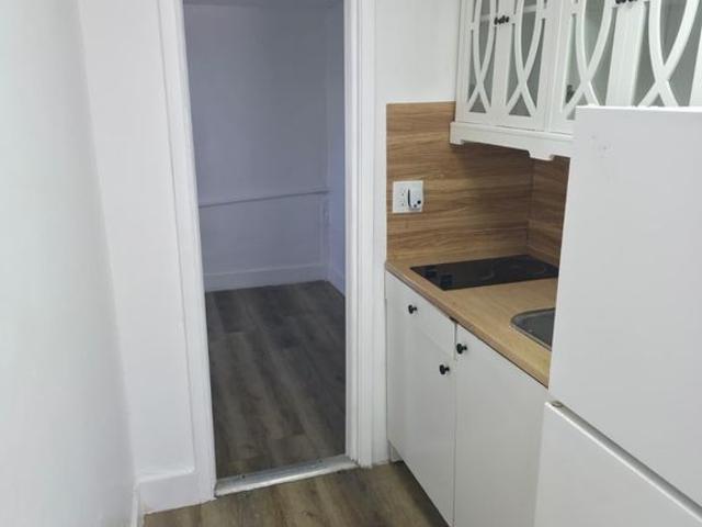 Luxury apartment complex for rent in Miami, United States