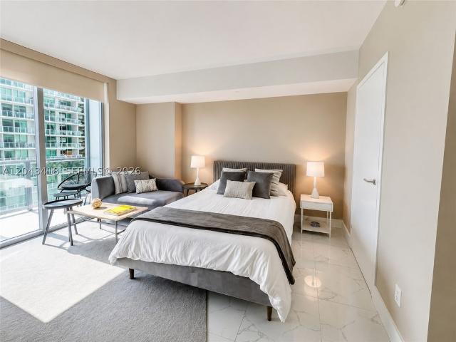 Luxury apartment complex for rent in Miami, United States