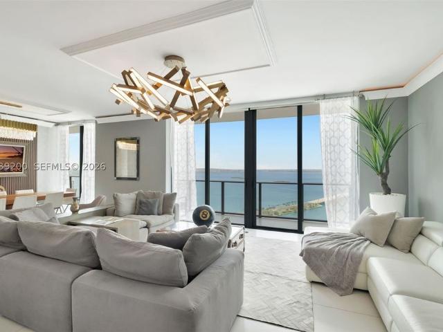 Luxury apartment complex for rent in Miami, United States