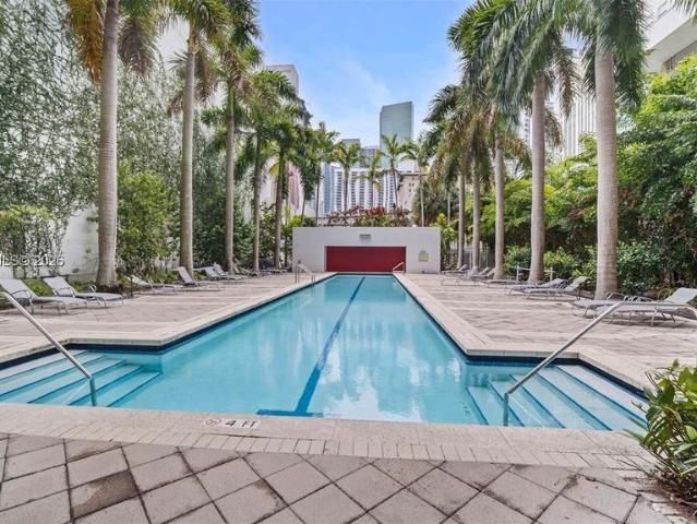 Luxury apartment complex for rent in Miami, United States