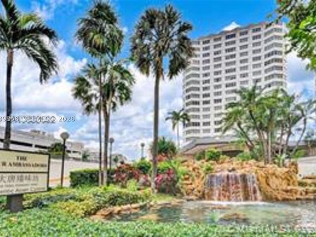 Luxury apartment complex for rent in Miami, United States