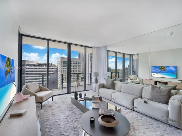 Luxury apartment complex for rent in Miami, United States