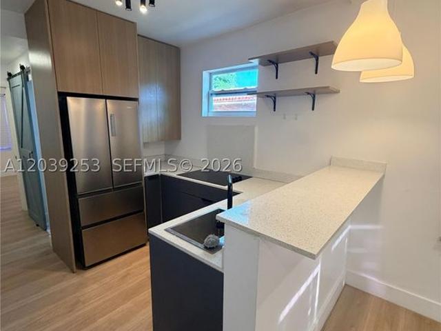 Luxury apartment complex for rent in Miami, United States
