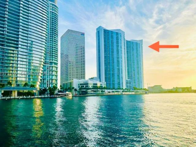 Luxury apartment complex for rent in Miami, United States