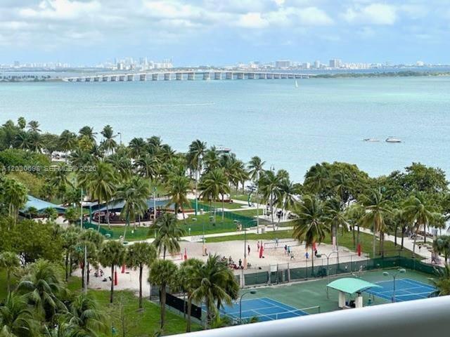 Luxury apartment complex for rent in Miami, United States