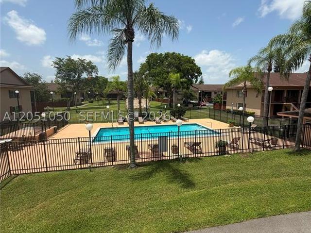 Luxury apartment complex for rent in Miami, United States