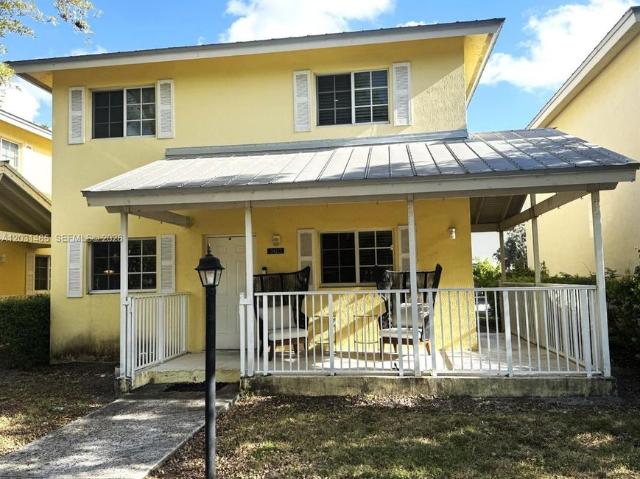 Luxury apartment complex for rent in Miami, United States