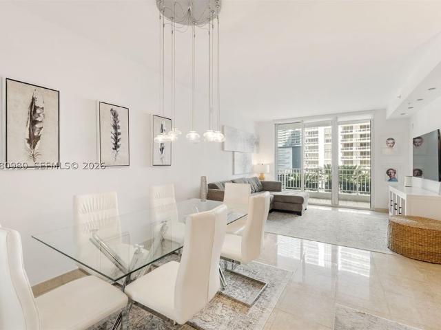 Luxury apartment complex for rent in Miami, United States