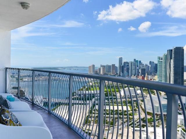Luxury apartment complex for rent in Miami, United States