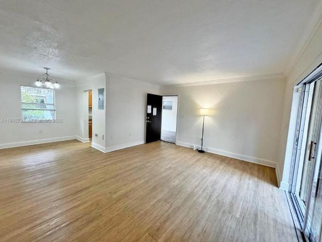 Luxury apartment complex for rent in Miami, United States