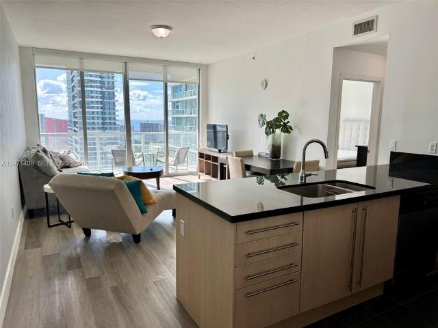 Luxury apartment complex for rent in Miami, United States