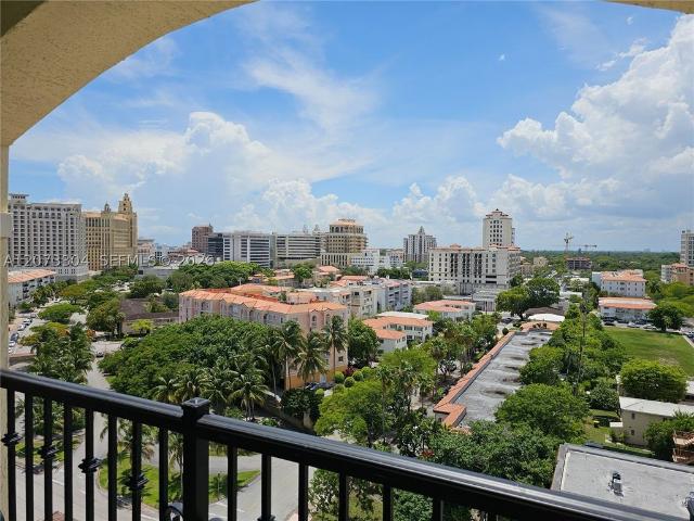 Luxury apartment complex for rent in Miami, United States
