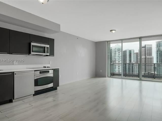 Luxury apartment complex for rent in Miami, United States