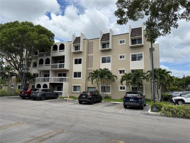 Luxury apartment complex for rent in Miami, United States