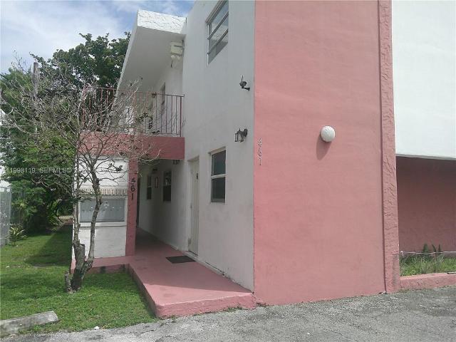 Luxury apartment complex for rent in Miami, United States