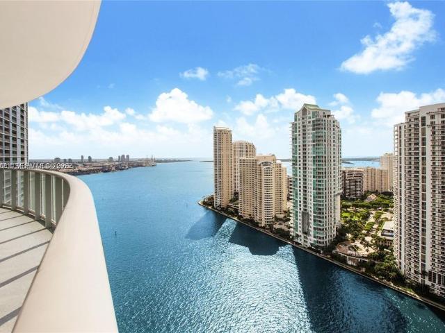 Luxury apartment complex for rent in Miami, United States