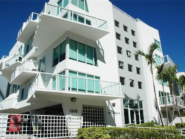 Luxury apartment complex for rent in Miami, United States