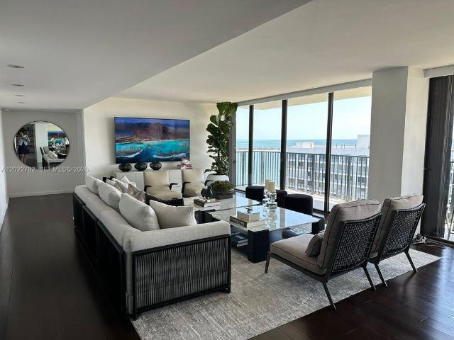 Luxury apartment complex for rent in Miami, United States