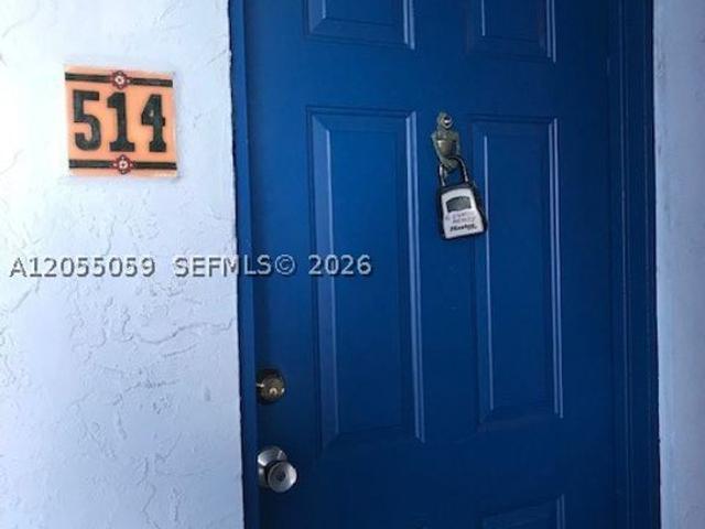 Luxury apartment complex for rent in Miami, United States