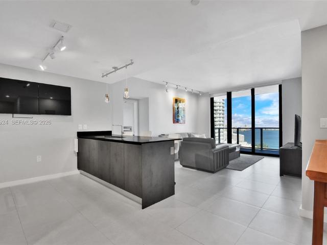 Luxury apartment complex for rent in Miami, United States