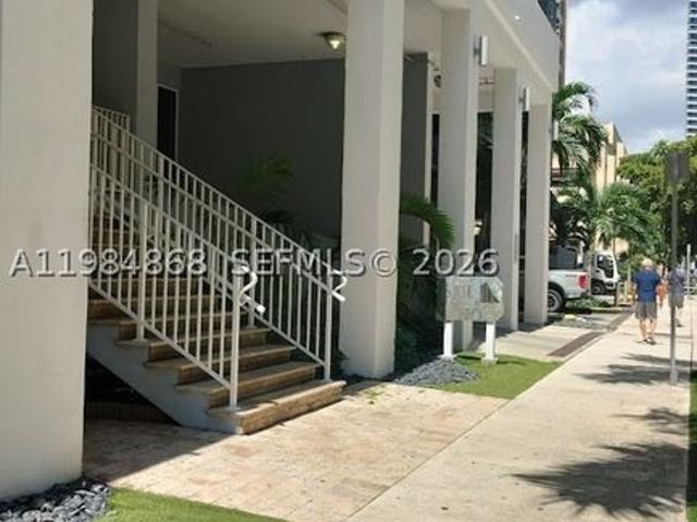 Luxury apartment complex for rent in Miami, United States