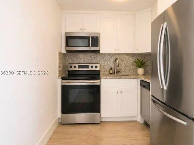 Luxury apartment complex for rent in Miami, United States
