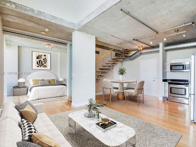 Luxury apartment complex for rent in Miami, United States