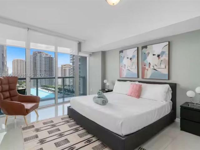 Luxury apartment complex for rent in Miami, United States