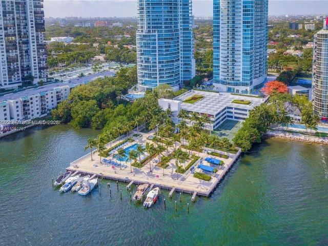 Luxury apartment complex for rent in Miami, United States