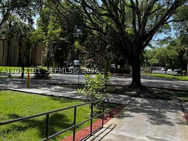 Luxury apartment complex for rent in Miami, United States