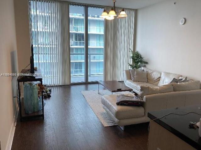 Luxury apartment complex for rent in Miami, United States
