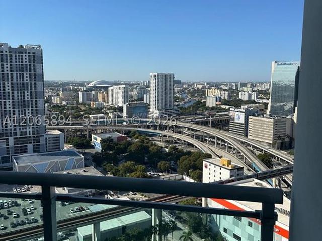 Luxury apartment complex for rent in Miami, United States