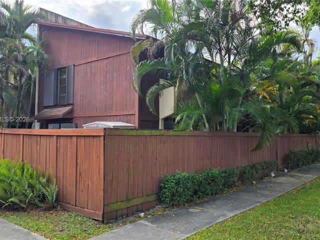 Luxury apartment complex for rent in Miami, United States