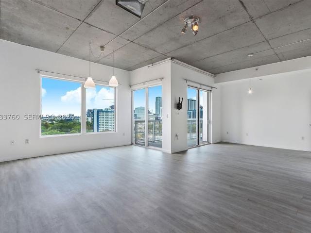 Luxury apartment complex for rent in Miami, United States
