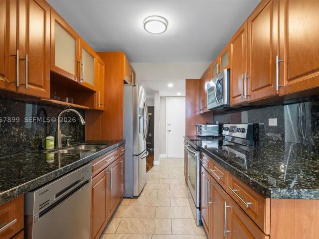 Luxury apartment complex for rent in Miami, United States