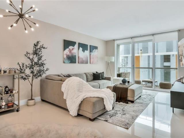Luxury apartment complex for rent in Miami, United States