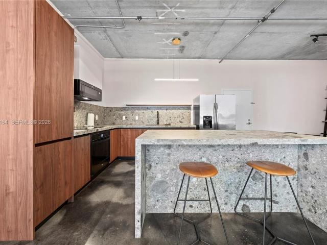 Luxury apartment complex for rent in Miami, United States