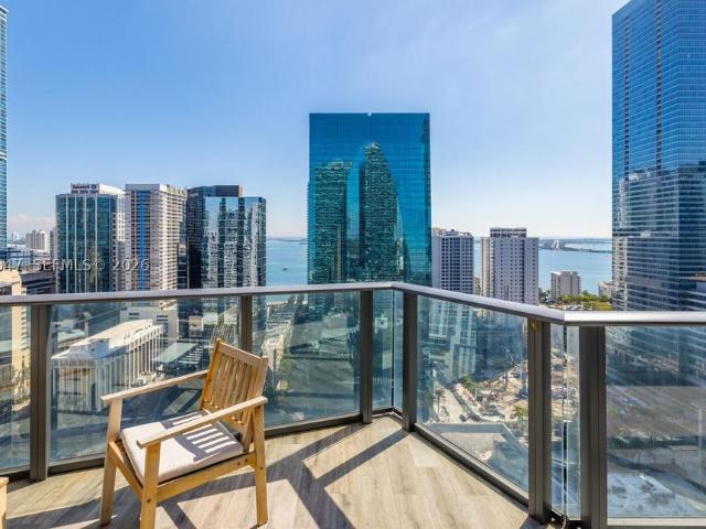 Luxury apartment complex for rent in Miami, United States