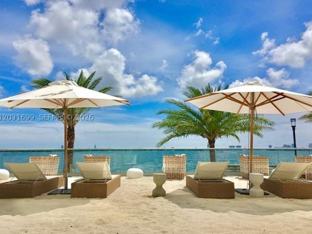 Luxury apartment complex for rent in Miami, United States