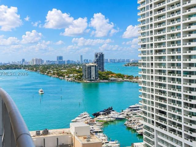 Luxury apartment complex for rent in Miami, United States